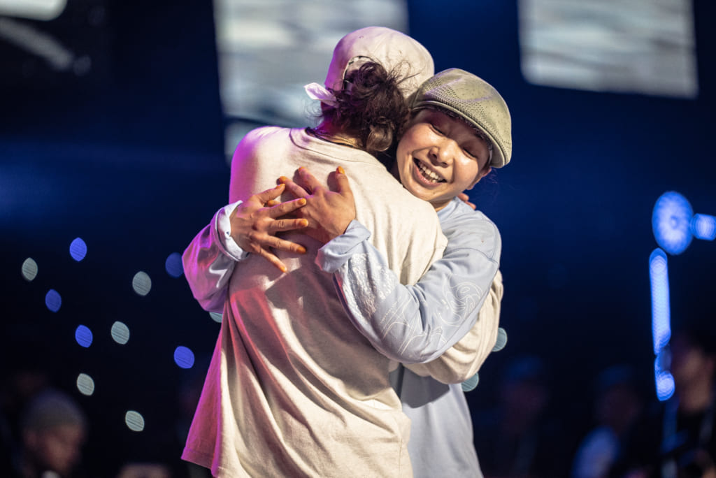 【ROAD TO PARIS】ブレイキン種目にて 日本人女子がアジア選手権で躍進！AYUMIがAMIとの決勝戦を制す！ | FINEPLAY