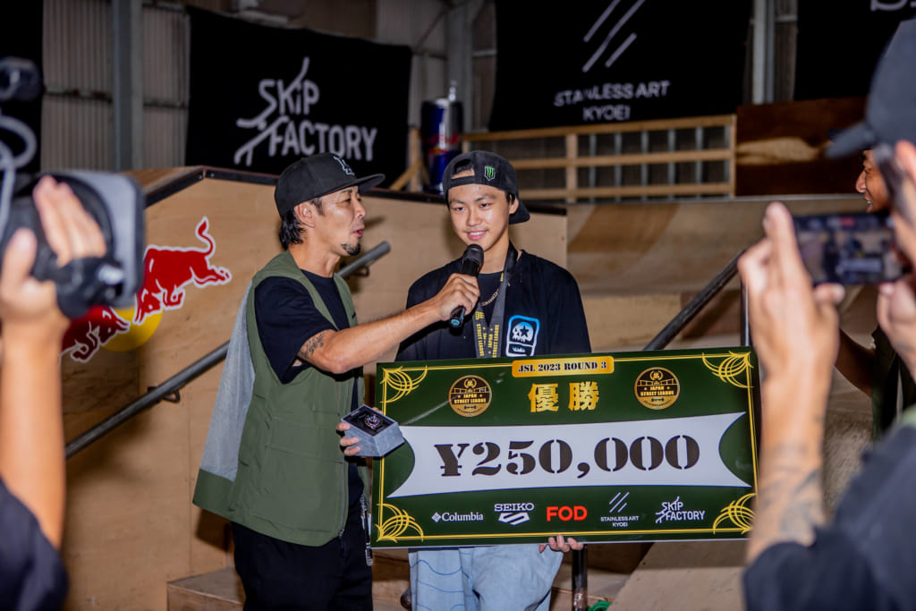 佐々木音憧がJSL2023 第3戦 "PUNK HEAPS" を制し、今シーズン2勝目を挙げる | FINEPLAY